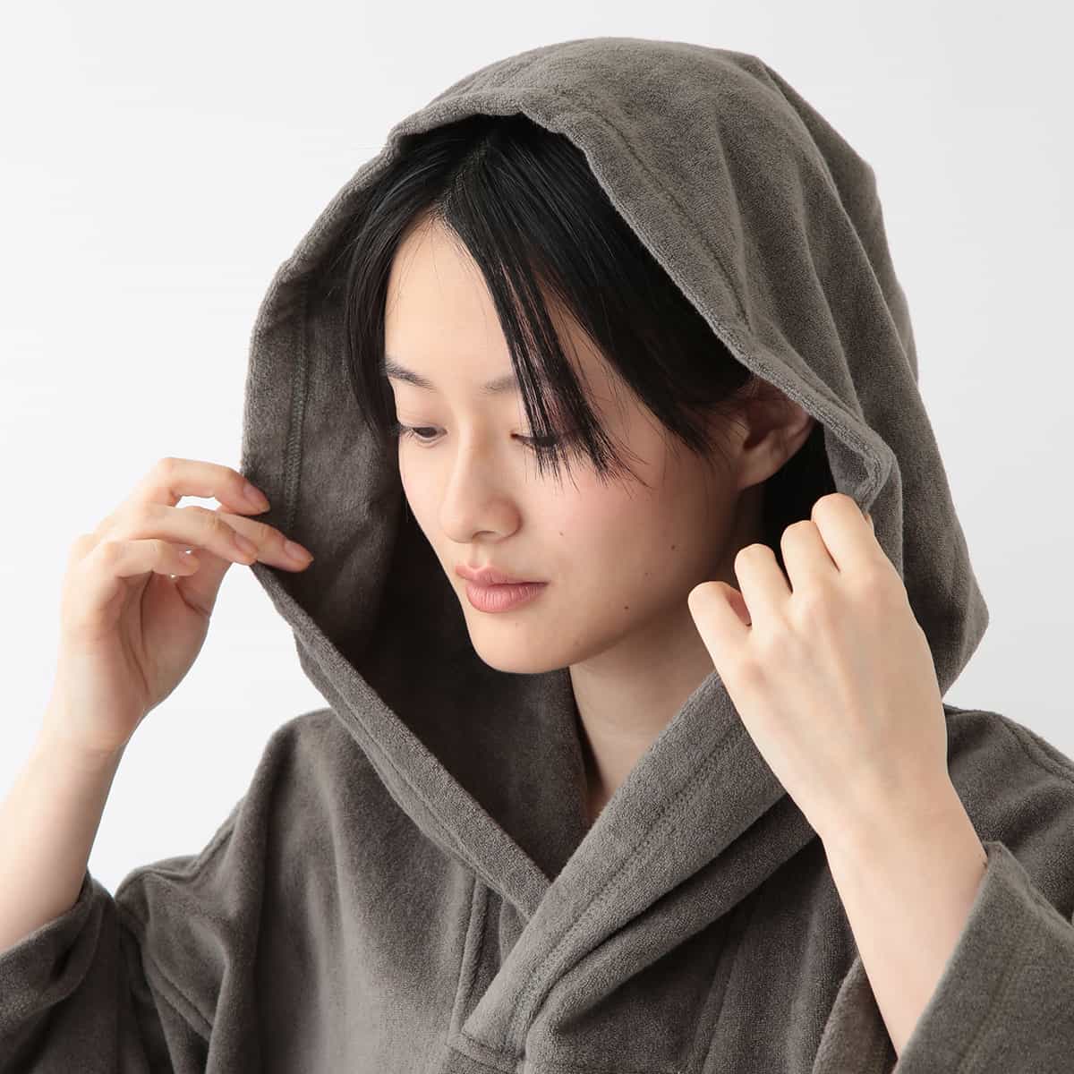 エアリータッチ ポケット付サウナポンチョ（RMZ16869）-UCHINO-UCHINO Online Shop